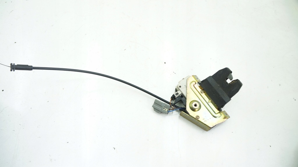 VOLVO ZAMEK KLAPY BAGAŻNIKA S60 S80 8679694 - 13434395159 - oficjalne ...