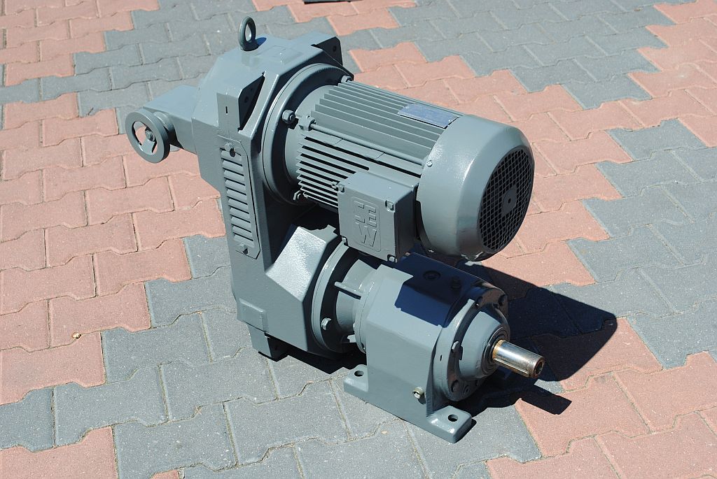 Motoreduktor 5.5kw. z regulacją 96-144obr.. SEW! - 6376114194 - oficjalne archiwum Allegro