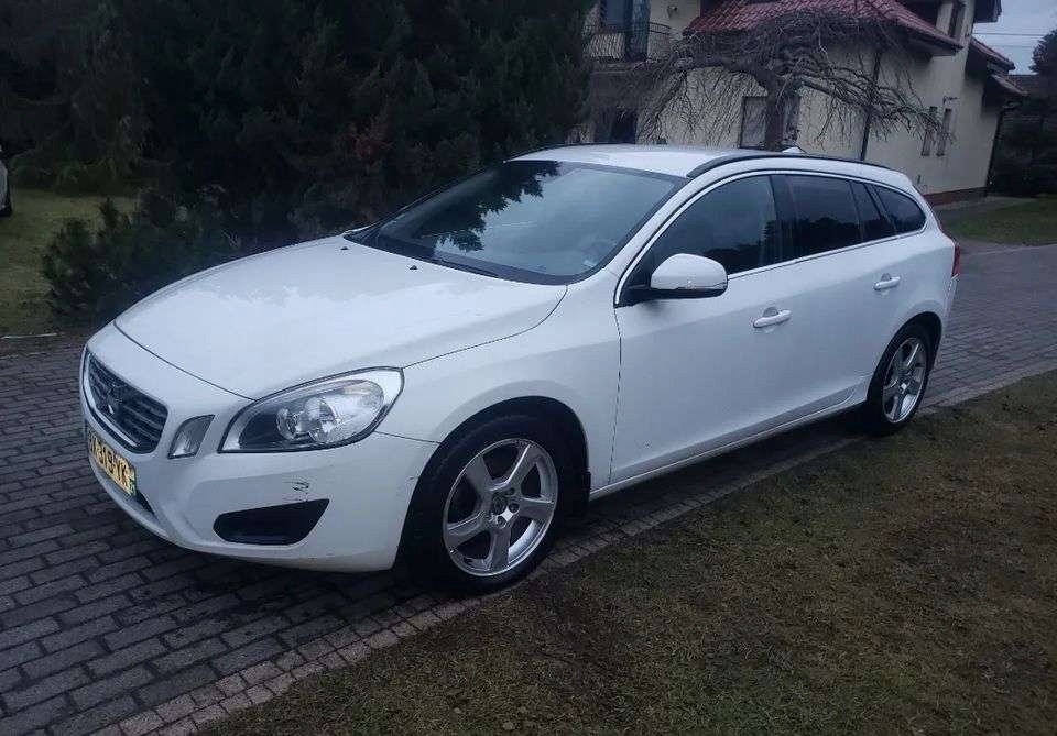 Volvo V60 Uzywane Volvo V60 - 18 500 PLN, 290 ... - 13094105398 - oficjalne archiwum Allegro