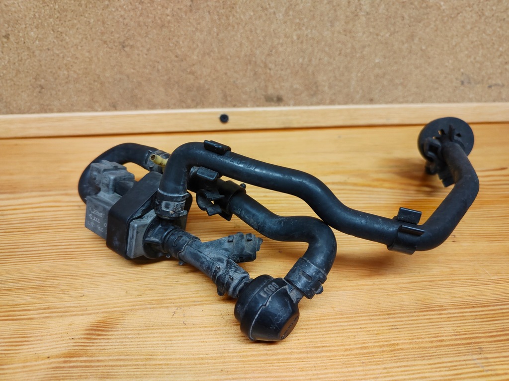 Zawór N249 i przewody podciśnienia Audi S3 8L BAM - 12098745259 ...