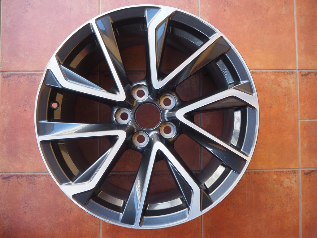 Felga ALU 18" TOYOTA Corolla, 42611-02R40 - 9194566280 - oficjalne ...