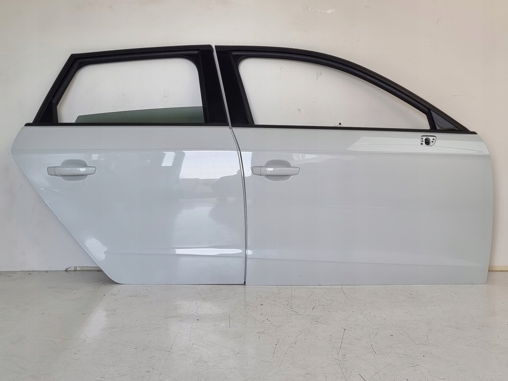 AUDI A3 8V 8V4 5D DRZWI PRAWE LS9R - 12784949676 - oficjalne archiwum Allegro
