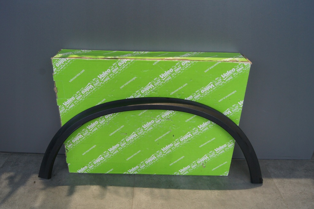 LISTWA BŁOTNIKA MERCEDES GLC PRAWA TYLNA A2538851401 BARDZO ŁADNA ...