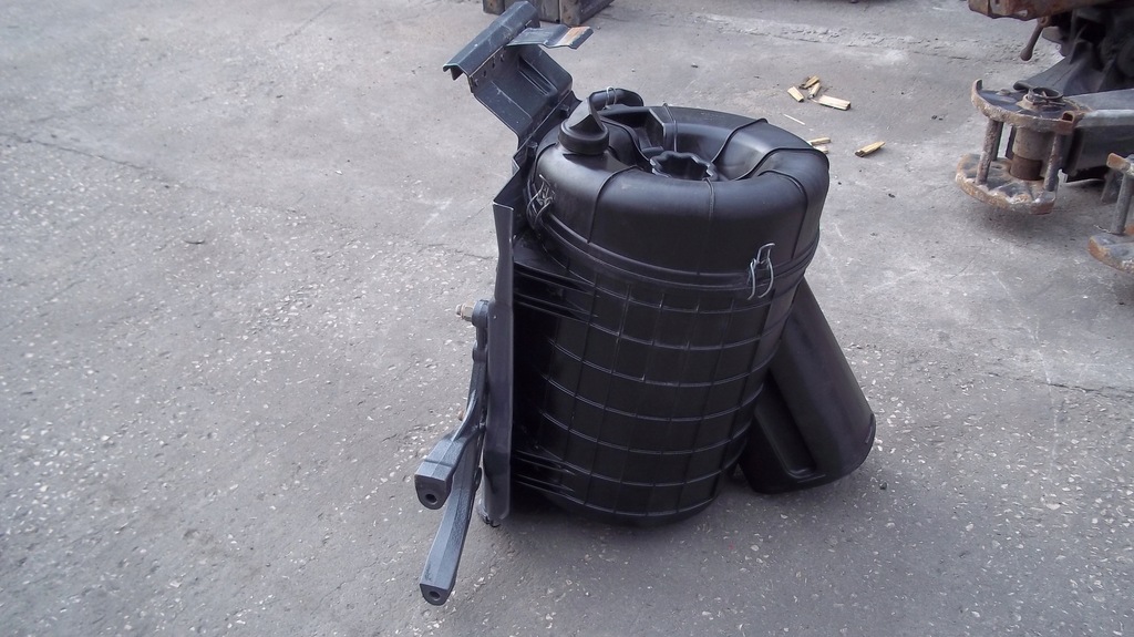 OBUDOWA FILTRA POWIETRZA SCANIA 1870001 - 12426563599 - oficjalne ...