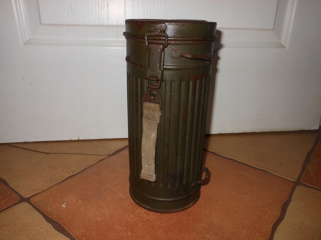 NIEMIECKA PUSZKA NA MASKĘ P-GAZ - 12930751690 - oficjalne archiwum Allegro