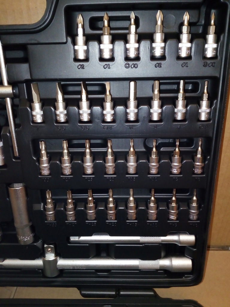 KS TOOLS ZESTAW KLUCZY NASADOWYCH 195 ELEMENTÓW - 8101345988 - oficjalne archiwum Allegro