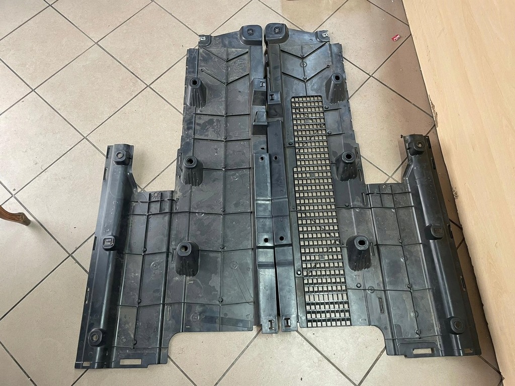 PŁYTA OSŁONA PODWOZIA CAPTUR II 748148001R - 14960137256 - oficjalne ...
