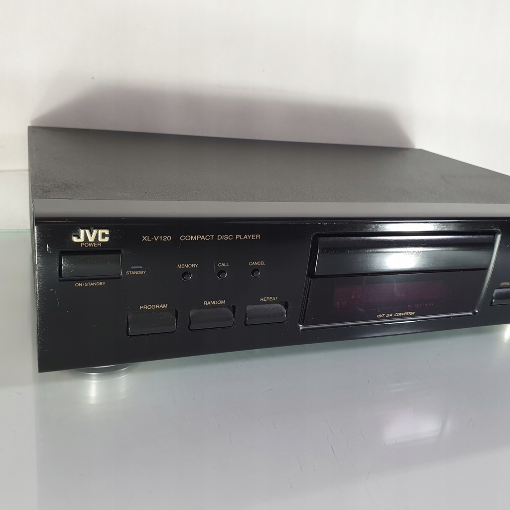 Купить CD-плеер JVC XL-V120 черный: отзывы, фото и характеристики на Aredi.ru (10562979557)