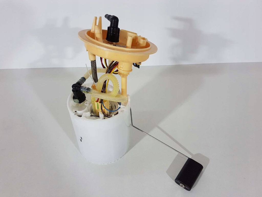 VW T-ROC 2.0 TDI POMPA PALIWA 5Q0919050AN - 12906996241 - oficjalne ...