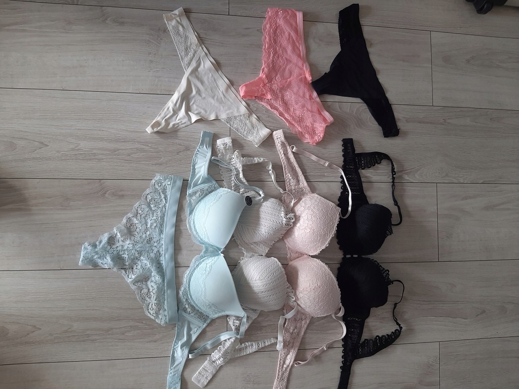 Staniki 75/80 C, stringi M/L, piżamki - 12842650626 - oficjalne ...