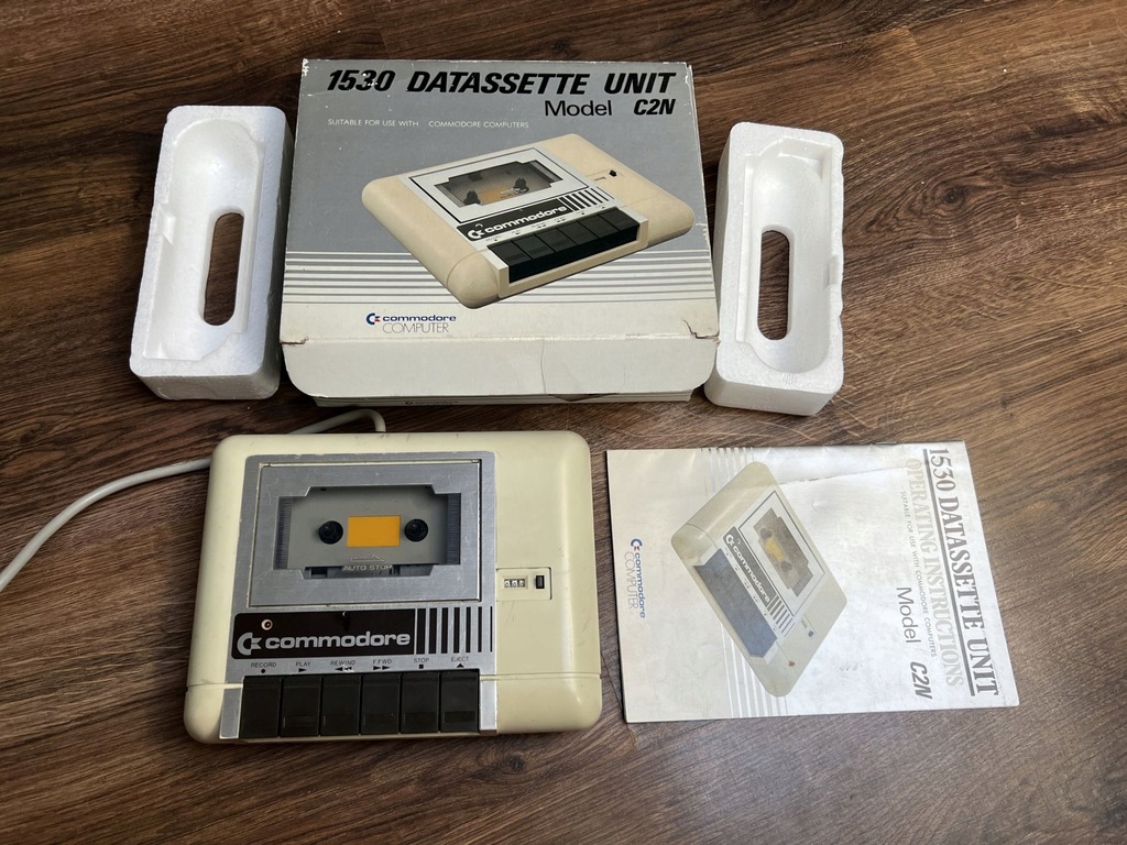 Magnetofon do Commodore 64 - biały licznik, JAPAN - 12717298006 ...