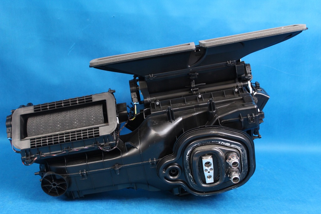 VW PASSAT B8 NAGRZEWNICA KOMBAJN EUROPA KOMPLE 21R - 12925605635 ...