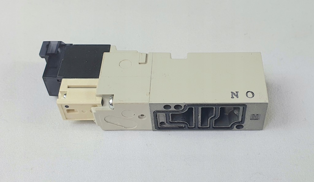 Купить КЛАПАН SMC VQZ225Y-5M0: отзывы, фото и характеристики на Aredi.ru (8947813010)