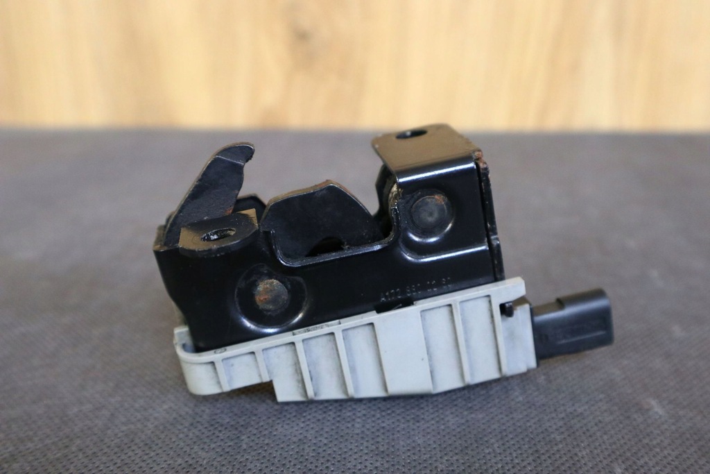 MERCEDES SLK R172 ZAMEK RYGIEL MASKI A2128210251 A1728800260 ...