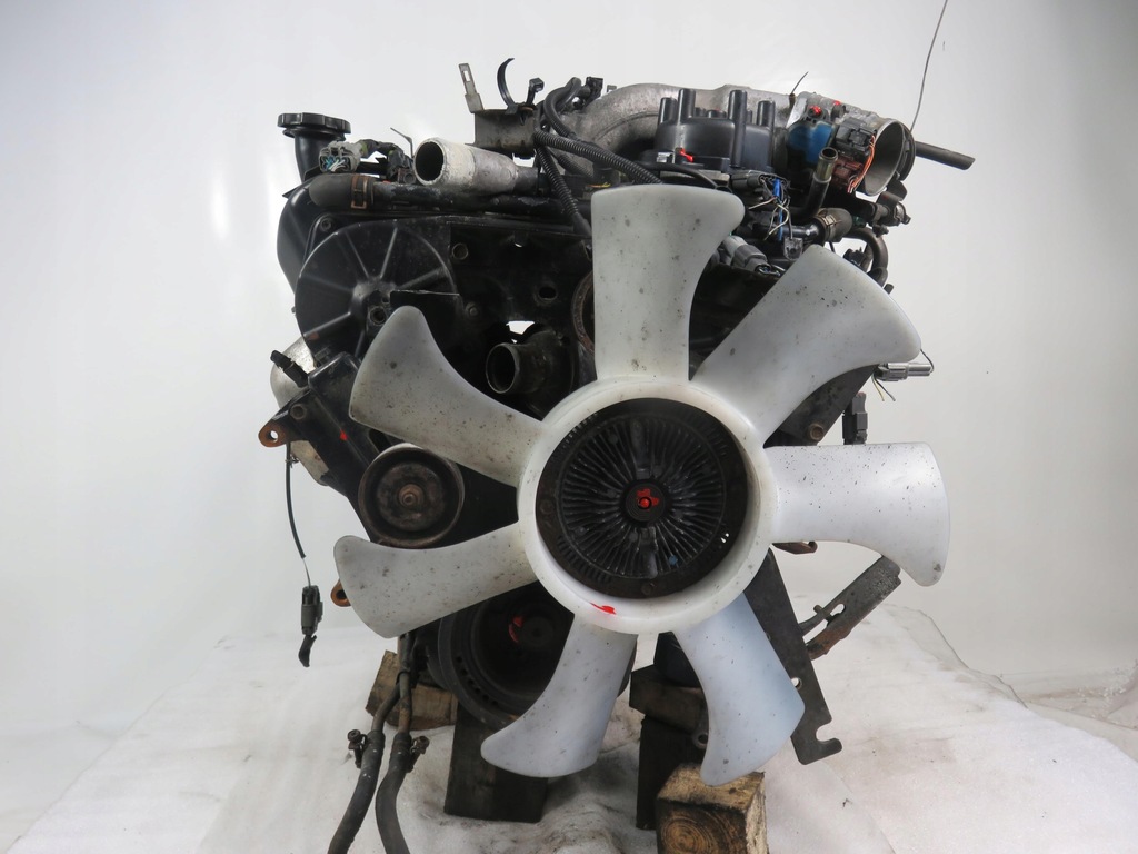 SILNIK NISSAN PATHFINDER II R50 3.3 V6 150 VG33E - 13950574366 ...