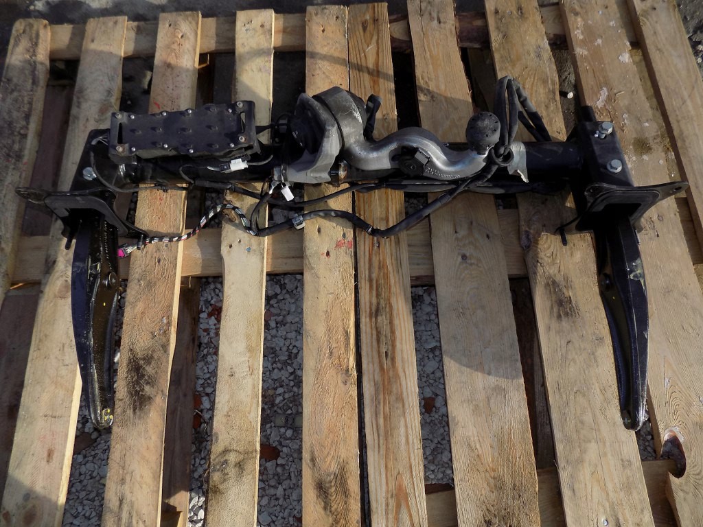 MERCEDES ML W166 HAK ELEKTRYCZNY A1663100104 - 7429163582 - oficjalne ...