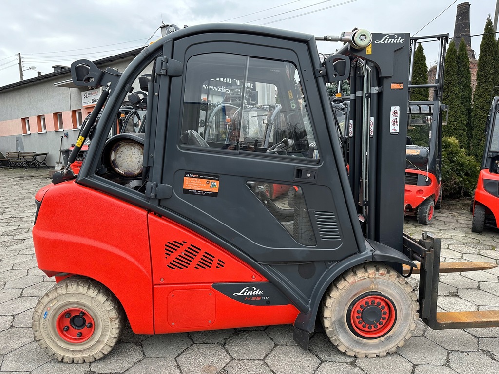 WÓZEK WIDŁOWY LINDE H35T TRIPLEX GAZ KABINA, JAK NOWY 995 MTH ...