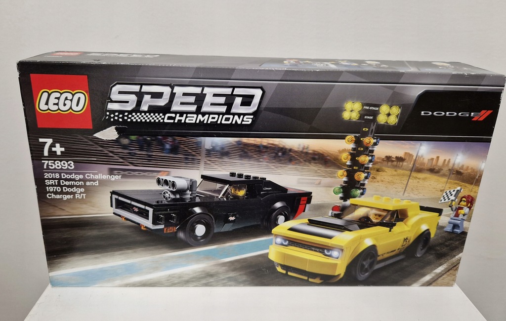 LEGO 75893 2018 Dodge Challenger SRT Demon and 1970 Dodge Charger R/T ...