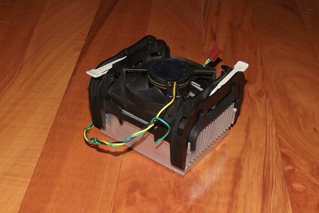 Oryginalny cooler Intel socket 478 wtyczka 3pin - 13241718125 - oficjalne archiwum Allegro