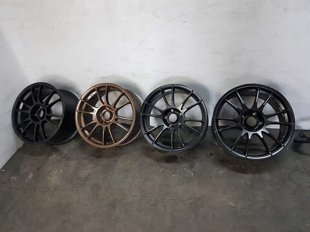 FELGI OZ RACING ULTRALEGGERA 18 CALI 5X120 - 14058949018 - oficjalne archiwum Allegro