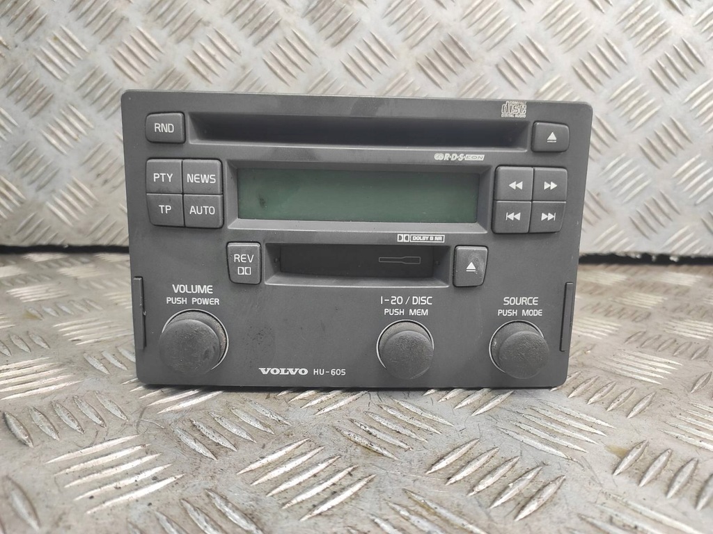 RADIO ODTWARZACZ VOLVO V40 I LIFT 30887084 - 13114421705 - oficjalne ...