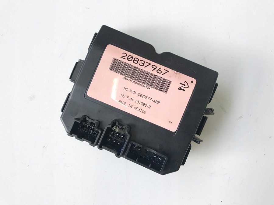 INSIGNIA KOMBI MODUŁ KLAPY TYŁ 20837967 - 7846440523 - oficjalne ...