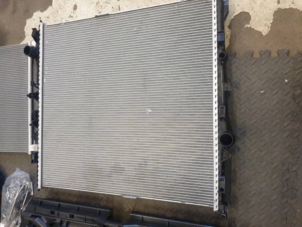 Mercedes sprinter w910 chlodnica wody A9075001200 - 12784615448 ...