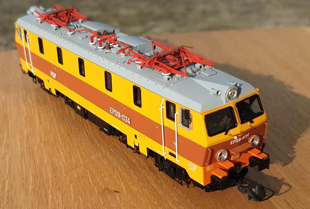 EFC Loko EP09-034 PKP ep V DCC, Brass - 7979205301 - oficjalne archiwum ...