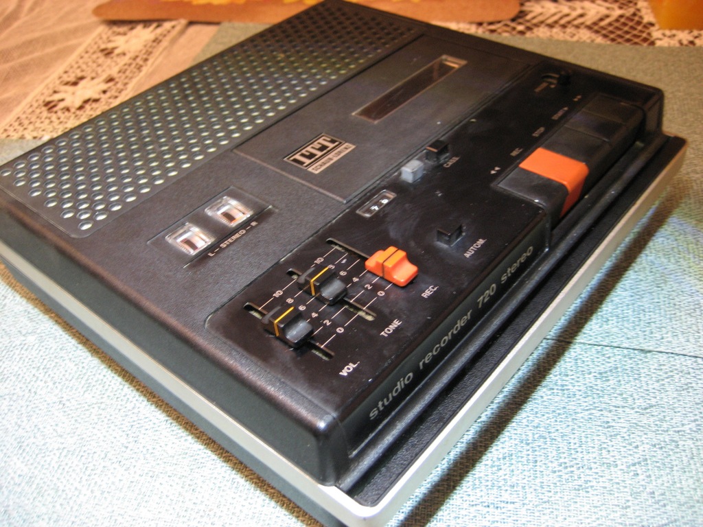 Magnetofon ITT Studio Recorder 720 Stereo - 11686583349 - oficjalne ...