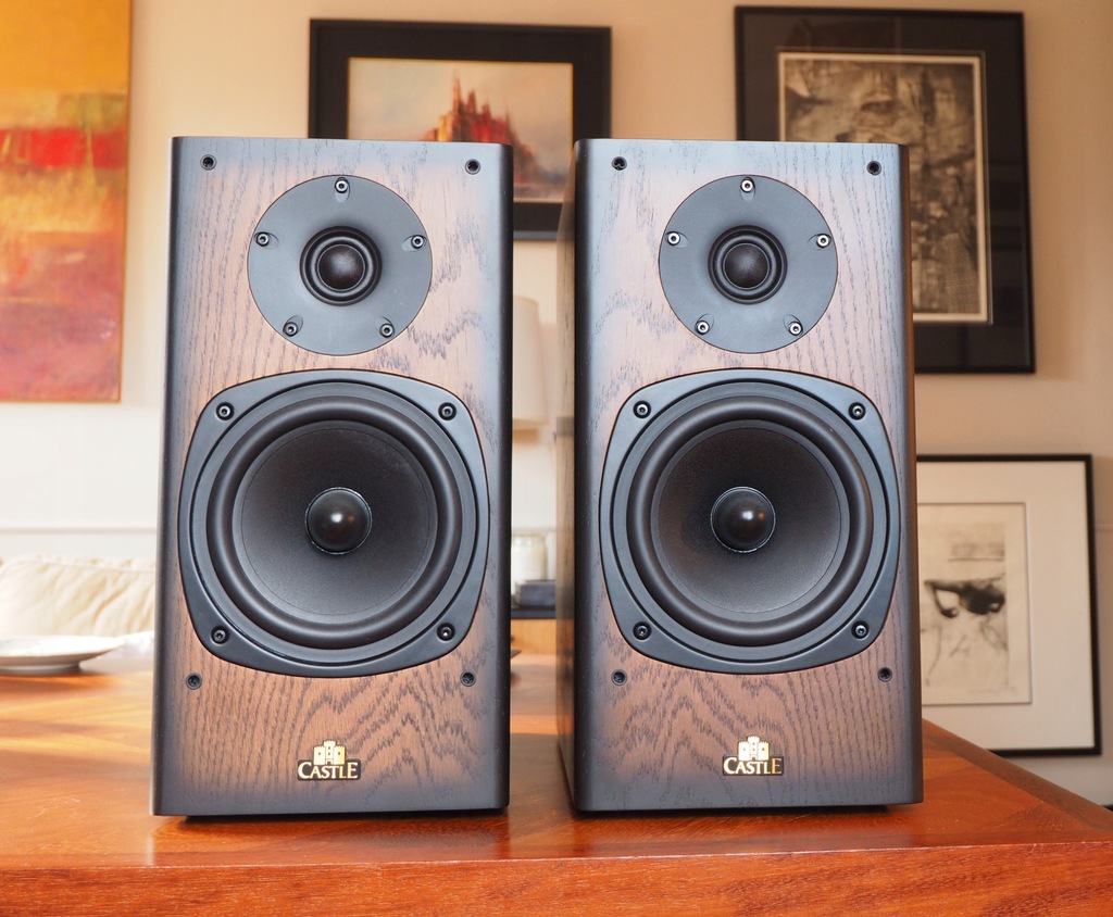 kolumny Castle Knight 2 jak nowe - 11656108344 - oficjalne archiwum Allegro