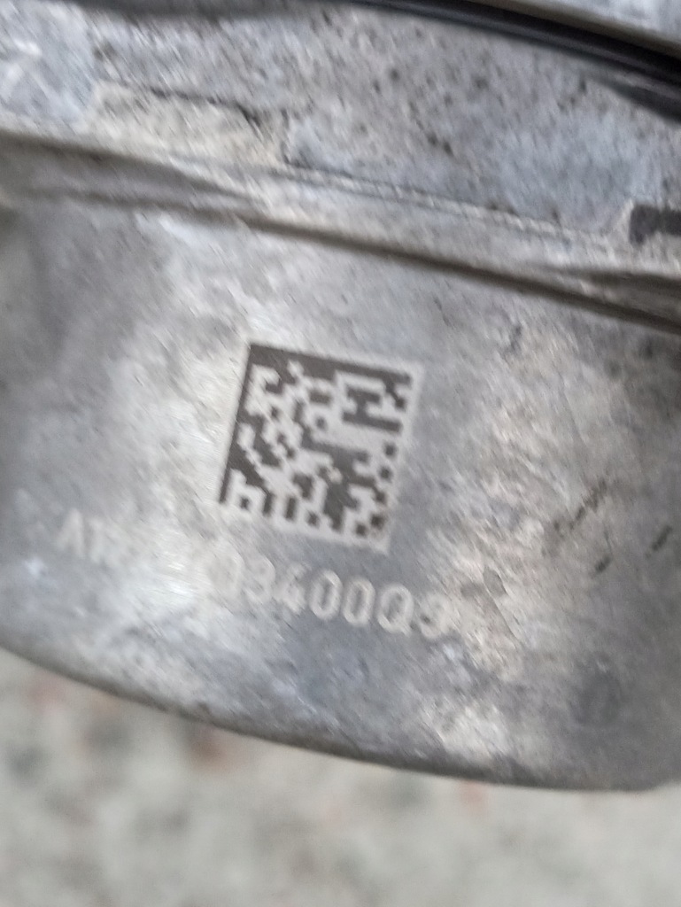 Mercedes W205 C205 AMG C63 napinacz rolka paska - 12286225152 ...