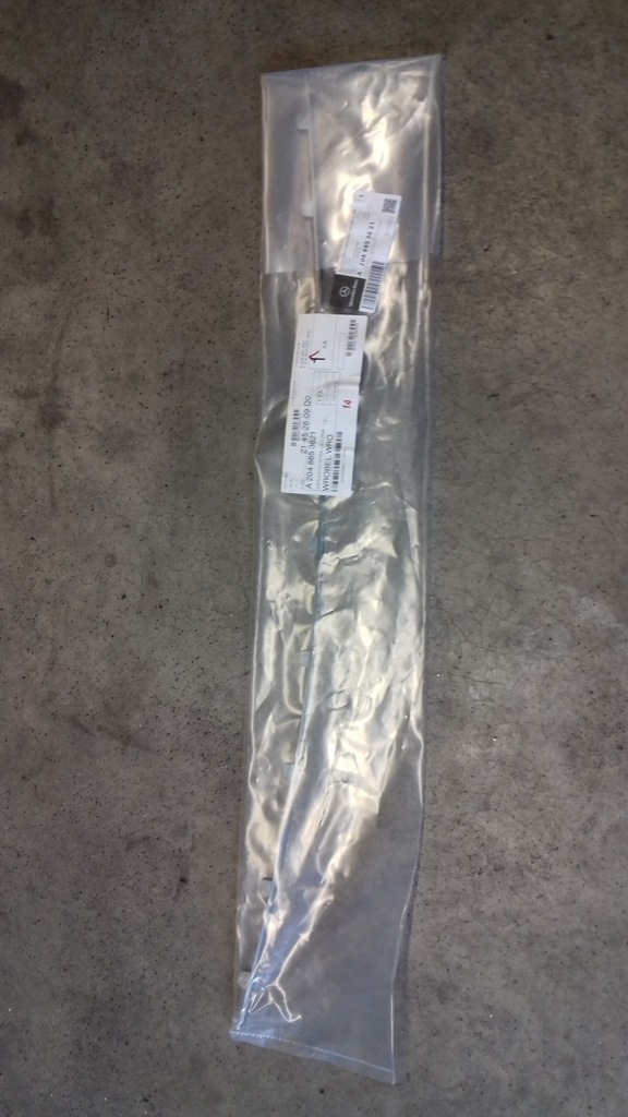 NOWA listwa chrom zderzaka tył Mercedes W204 kombi - 7433801945 ...