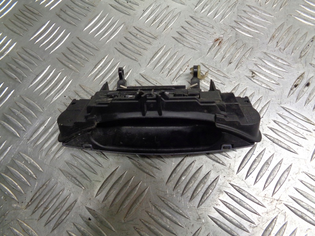 KLAMKA LEWA PRZEDNIA ZEWNĘTRZNA AUDI A3 8P LY7H - 11101197598 - oficjalne archiwum Allegro