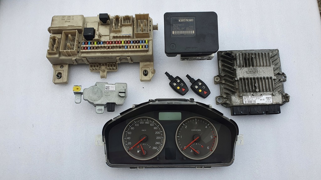 VOLVO V50 S40 II C30 04- 2.0D 136K ZESTAW STARTOWY - 13808626095 - oficjalne archiwum Allegro