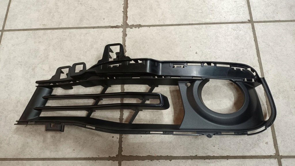 LEWA KRATKA ZDERZAKA BMW 3 F30 F31 LIFT 15-> - 13175333924 - oficjalne ...