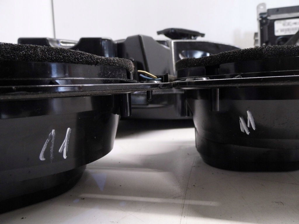 ZESTAW GLOSNIKI WZMACNIACZ BOSE AUDI A3 8P 3D KPL - 8301895689 - oficjalne archiwum Allegro