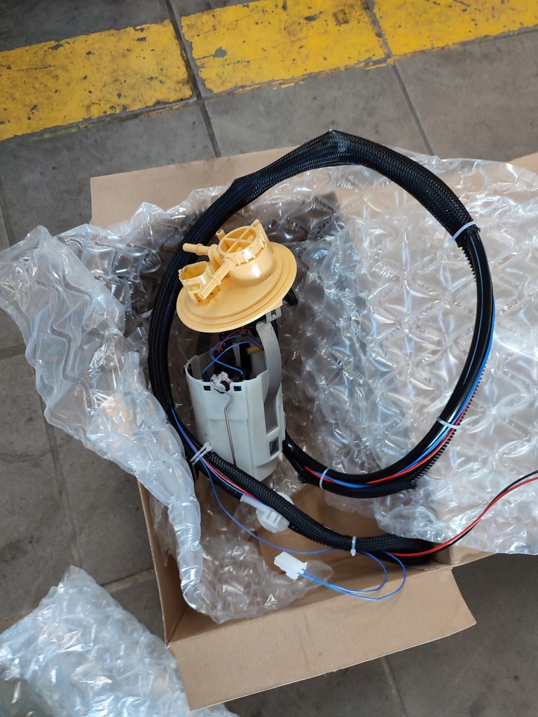 VOLVO POMPA PALIWA HELLA ZESPÓŁ KPL 30761743 - 12095365032 - oficjalne ...