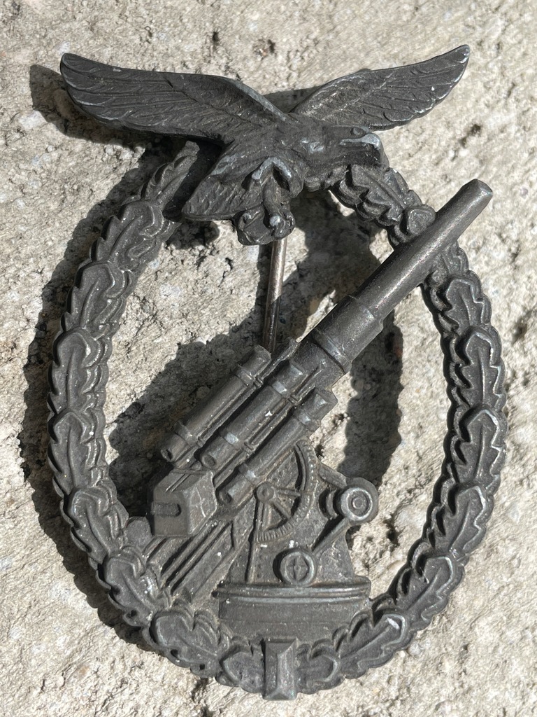 Odznaka Luftwaffe Flakabzeichen ucięta swastyka - 12169023036 - oficjalne archiwum Allegro
