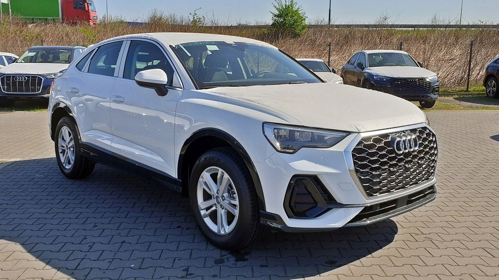 Audi Q3 Sportback Salon Polska Audi Q3 Sportback A - 13056481713 - oficjalne archiwum Allegro