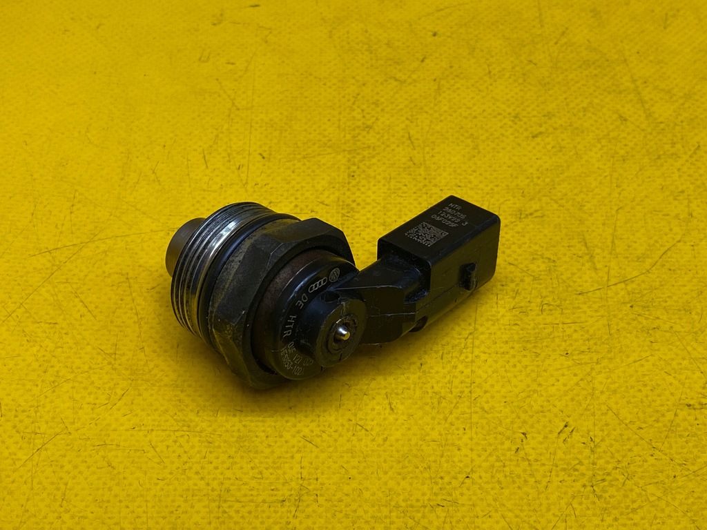 ZAWÓR CZUJNIK POMPY PALIWA A4 B7 2.0T 06F127025F - 13534360595 ...