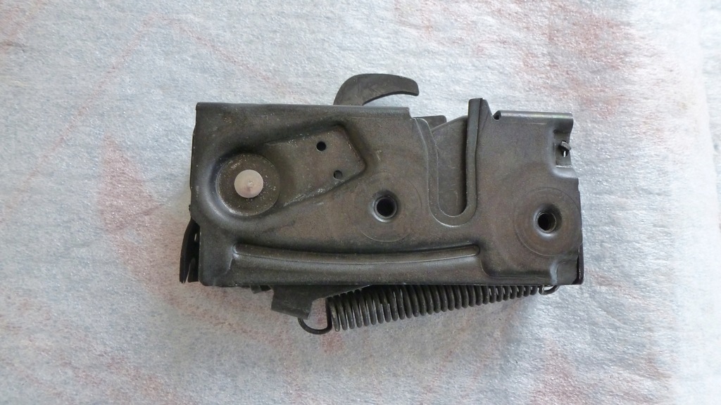 VOLVO V90 XC60 XC90 ZAMEK MASKI PRAWY 32226109 - 12254185180 ...