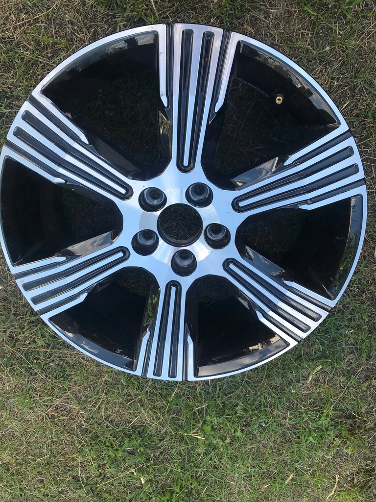 FELGA VOLVO ŁADNA XC40 XC60 CROSSV90 7,5x18 ET50,5 - 13076133475 ...