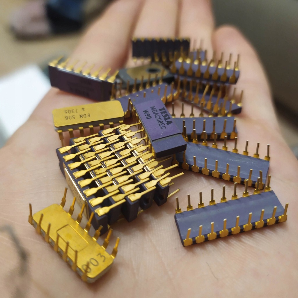 Układy scalone 23g odzysk złotà złom elektronika - 12757881194 ...