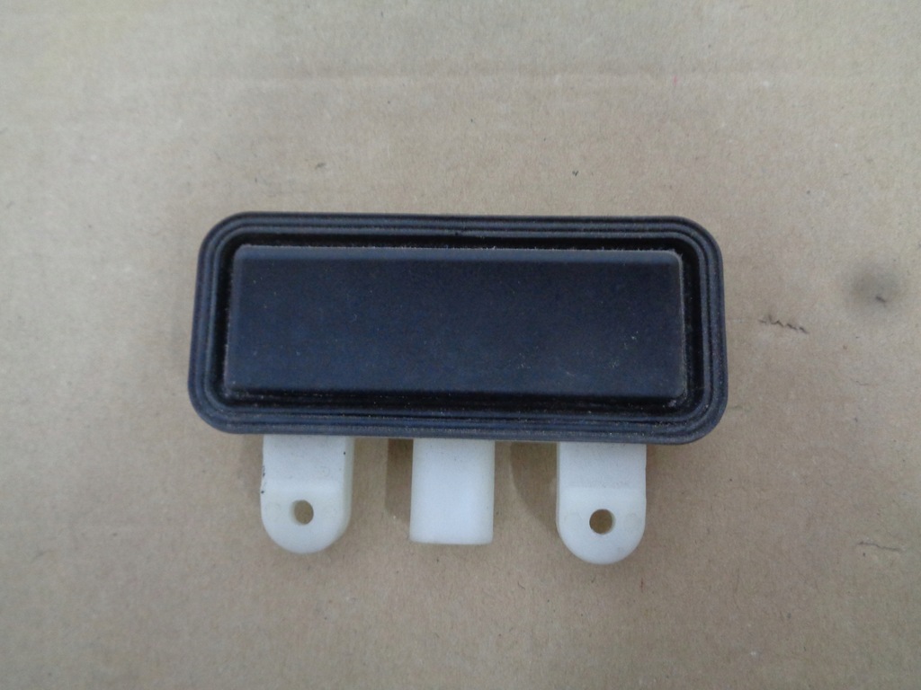 PRZYCISK OTWIERANIA KLAPY MERCEDES E-KLASA W212 - 11783450184 ...