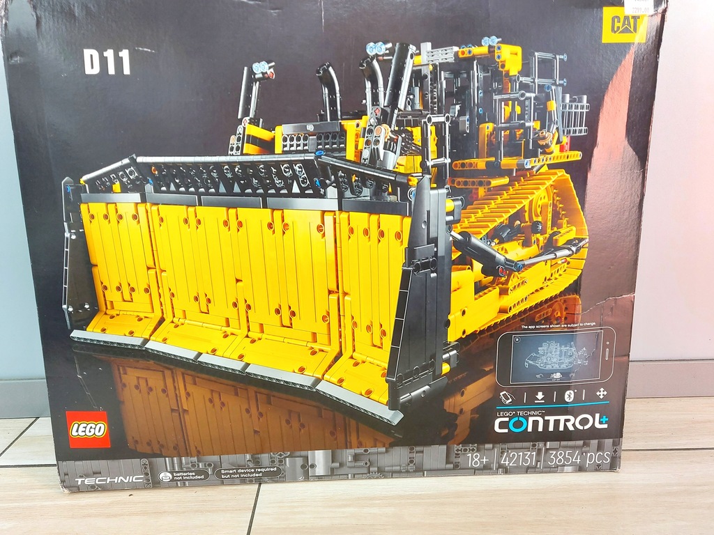 LEGO Technic Sterowany buldożer CAT D11 42131 - 12554168495 - oficjalne ...