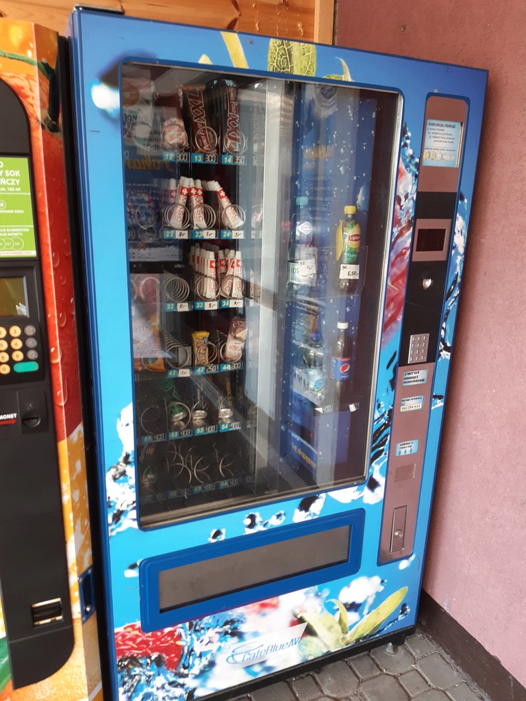 Automat vendingowy sprzedający SIELAFF FS2000 COMB - 8497805533 ...