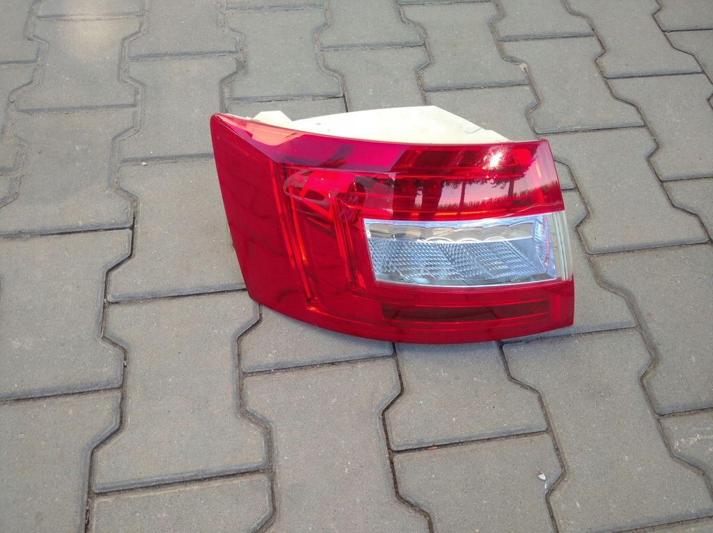 SKODA OCTAVIA III HB LAMPA TYLNA LEWA 5E5945111A - 12588798391 ...