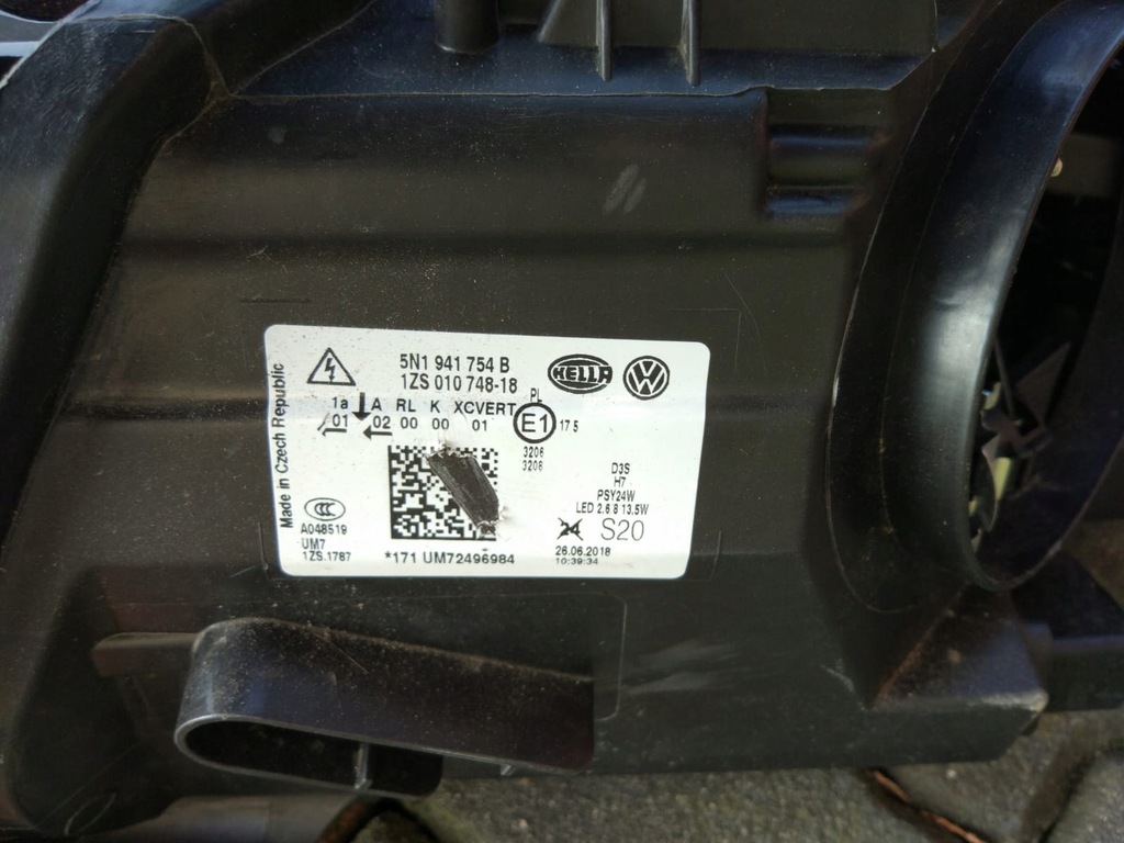 VW TIGUAN LAMPA PRAWA XENON LED 5N1941754B - 7849527797 - oficjalne ...