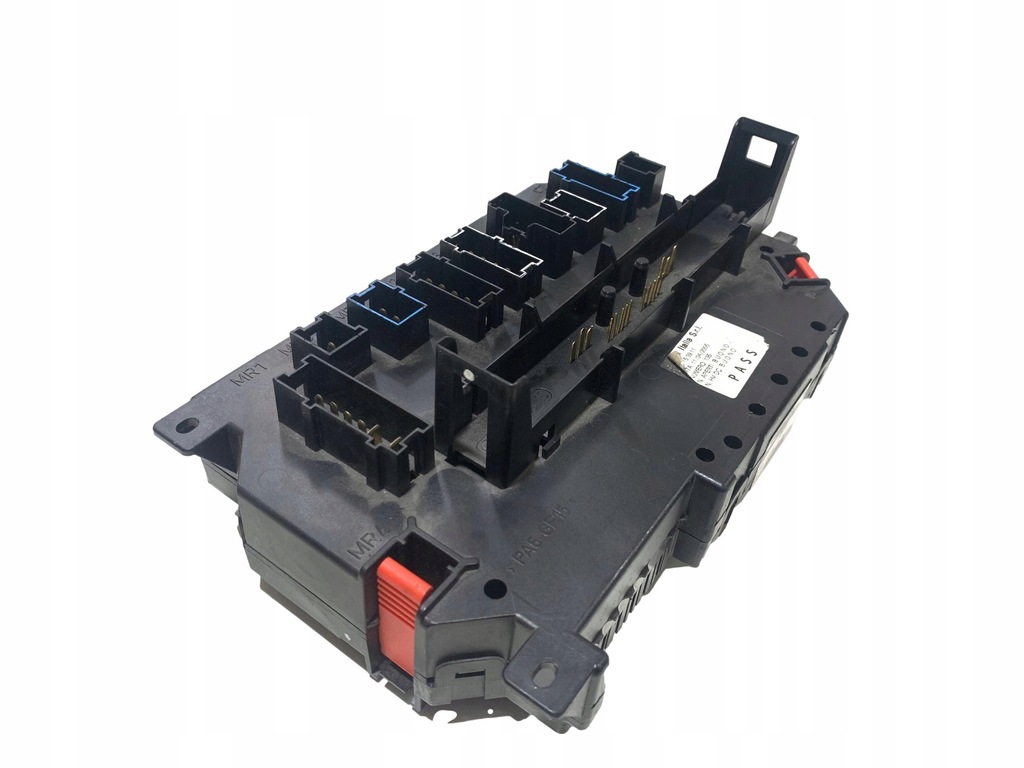 SKRZYNKA BEZPIECZNIKÓW MERCEDES S KLASA 2215450001 - 9836547998 ...