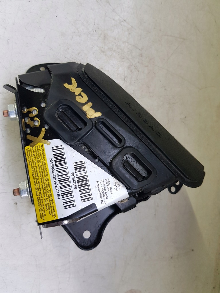 Poduszka fotela dolna, prawa Mercedes W204 - 12039177519 - oficjalne ...